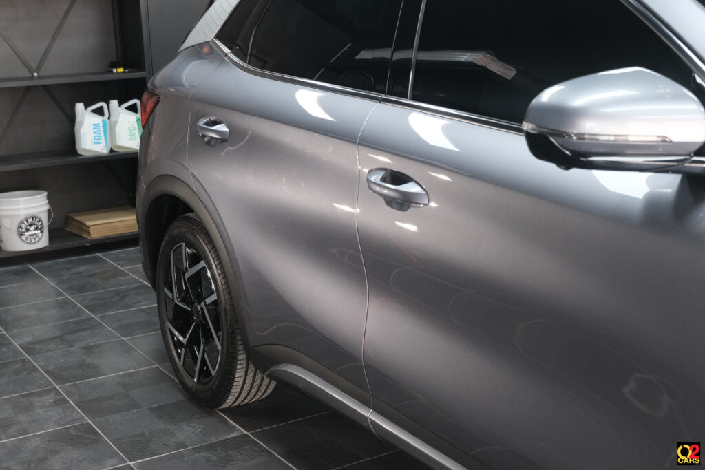 ผลงานเคลือบเซรามิก (เคลือบแก้ว) BYD OTTO3 สีเทา ด้วย GYEON Q2 PURE EVO ...